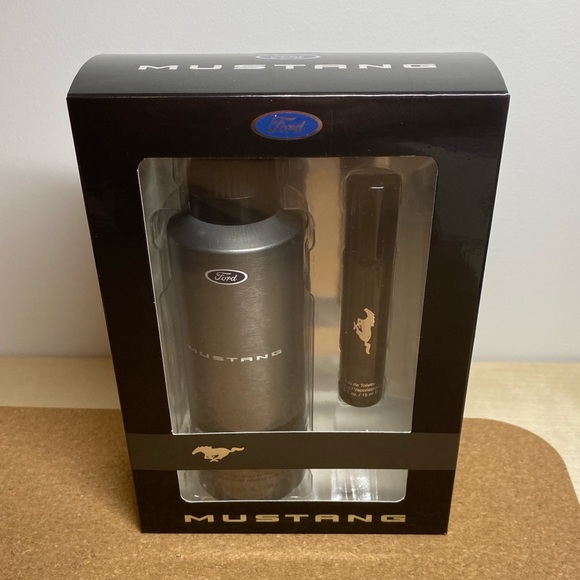 Ford | Grooming | Ford Mustang Black Gift Set | Poshmark